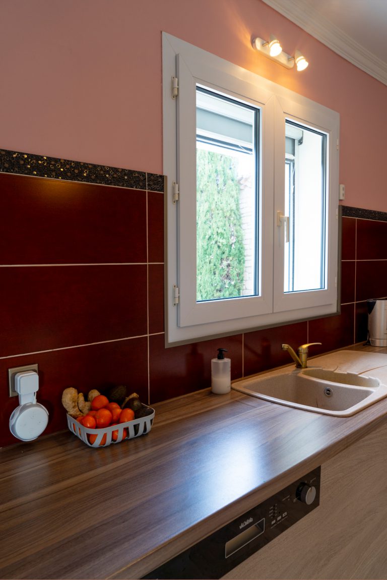 Transforming the kitchen with Smart Tiles – JOELIX
